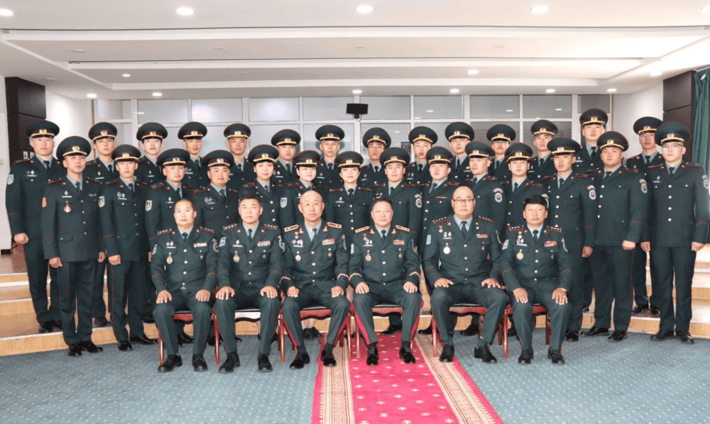 Зэвсэгт хүчин шинэ төгсөгчдөөр эгнээгээ нэмлээ - dobu.mn